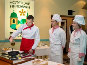 Hotelová akadémia Brezno - Asociácia hotelov a reštaurácií Slovenska